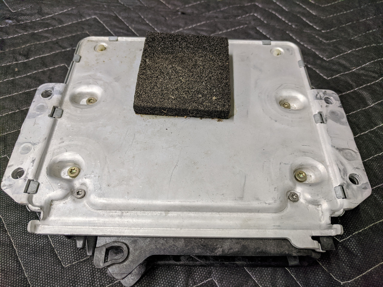 BMW E30/E34 DME ECU Motronic Engine Control Module Bosch 12141730527