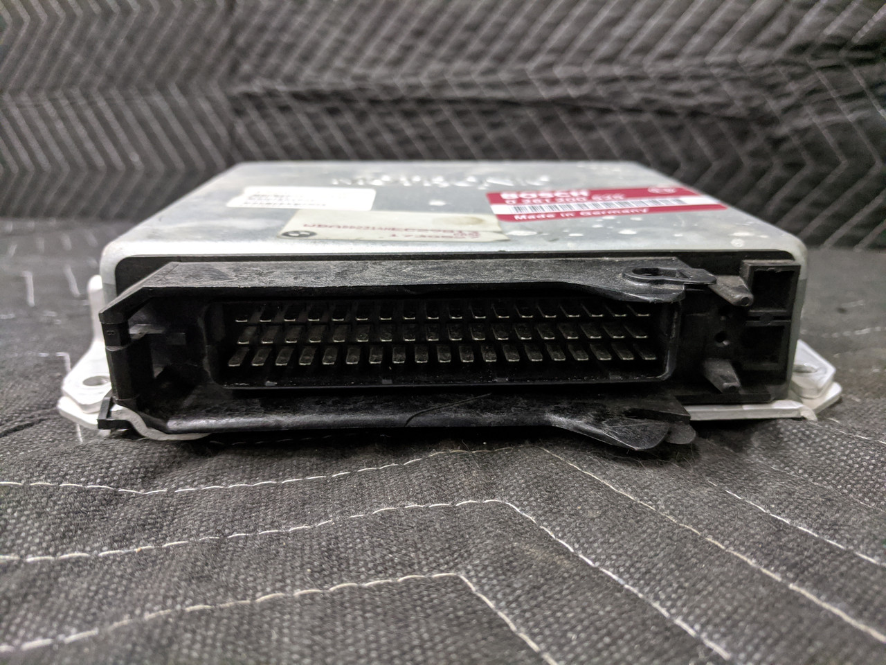 BMW E30/E34 DME ECU Motronic Engine Control Module Bosch 12141730527