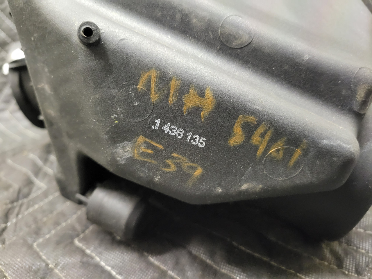 BMW E39 13711436135 | recycleBMWs.com | Used BMW Parts