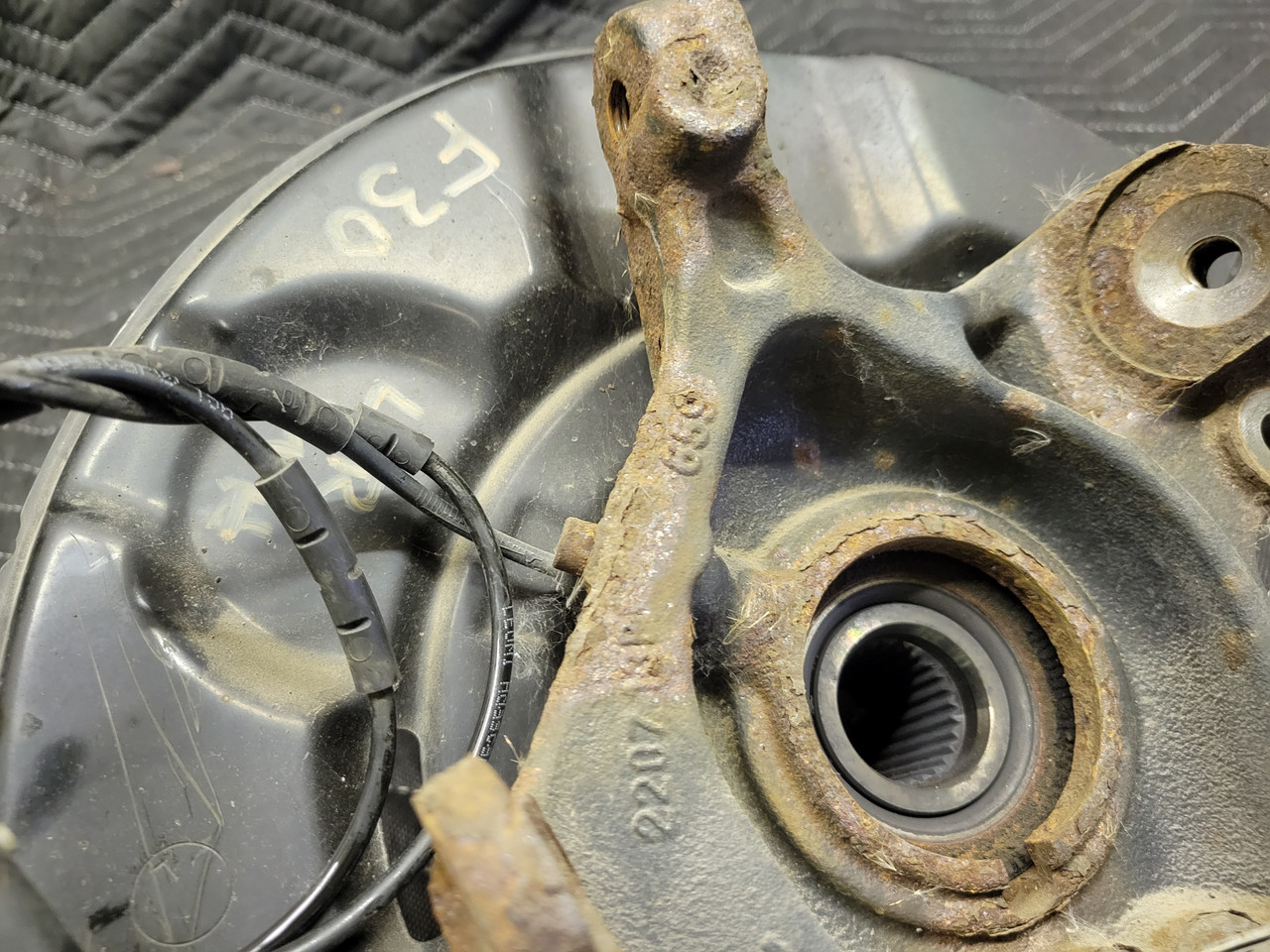 BMW F30/F31 33326792523 | recycleBMWs.com | Used BMW Parts