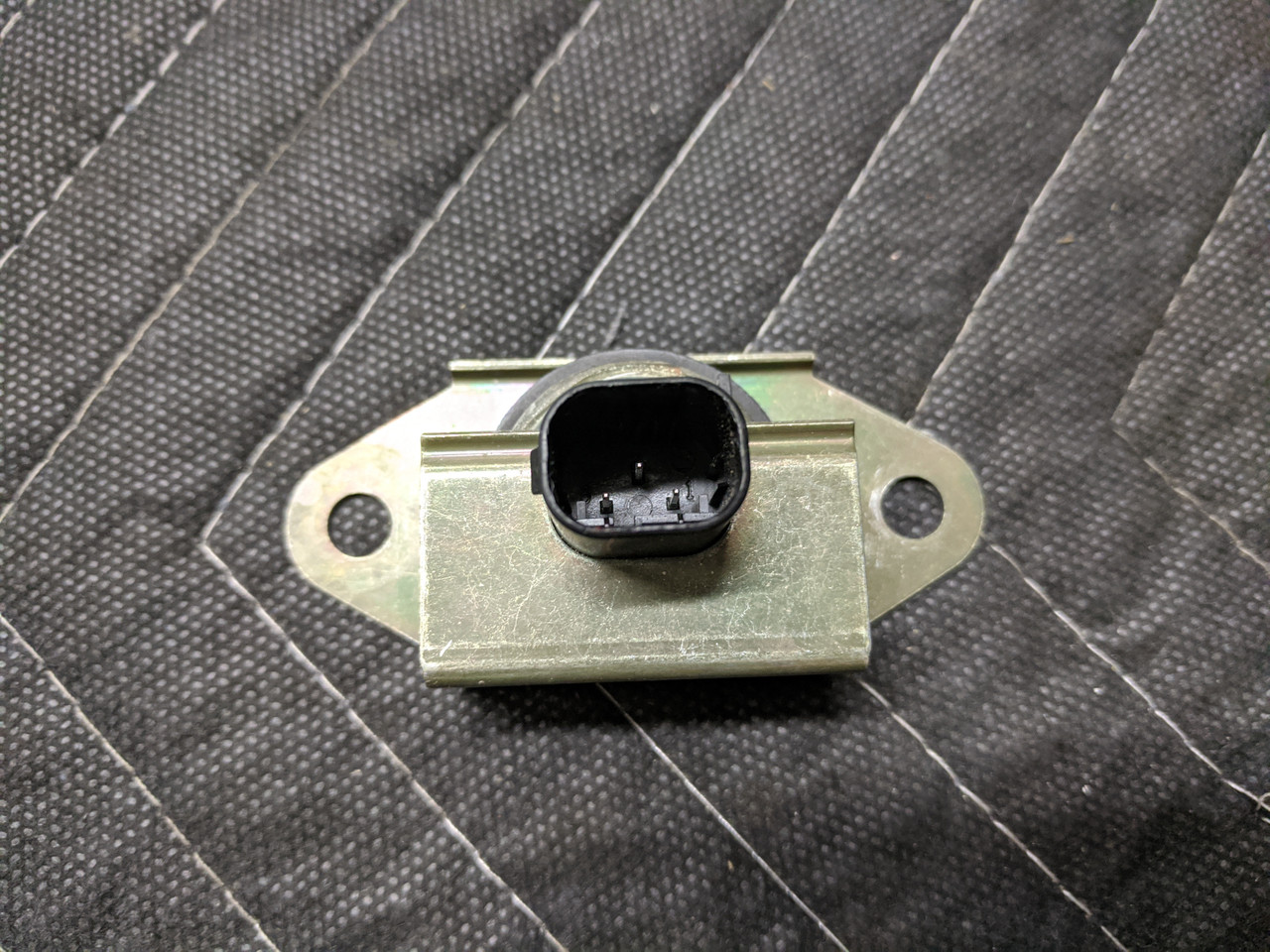 BMW E36 Acceleration Sensor Module 37141095326