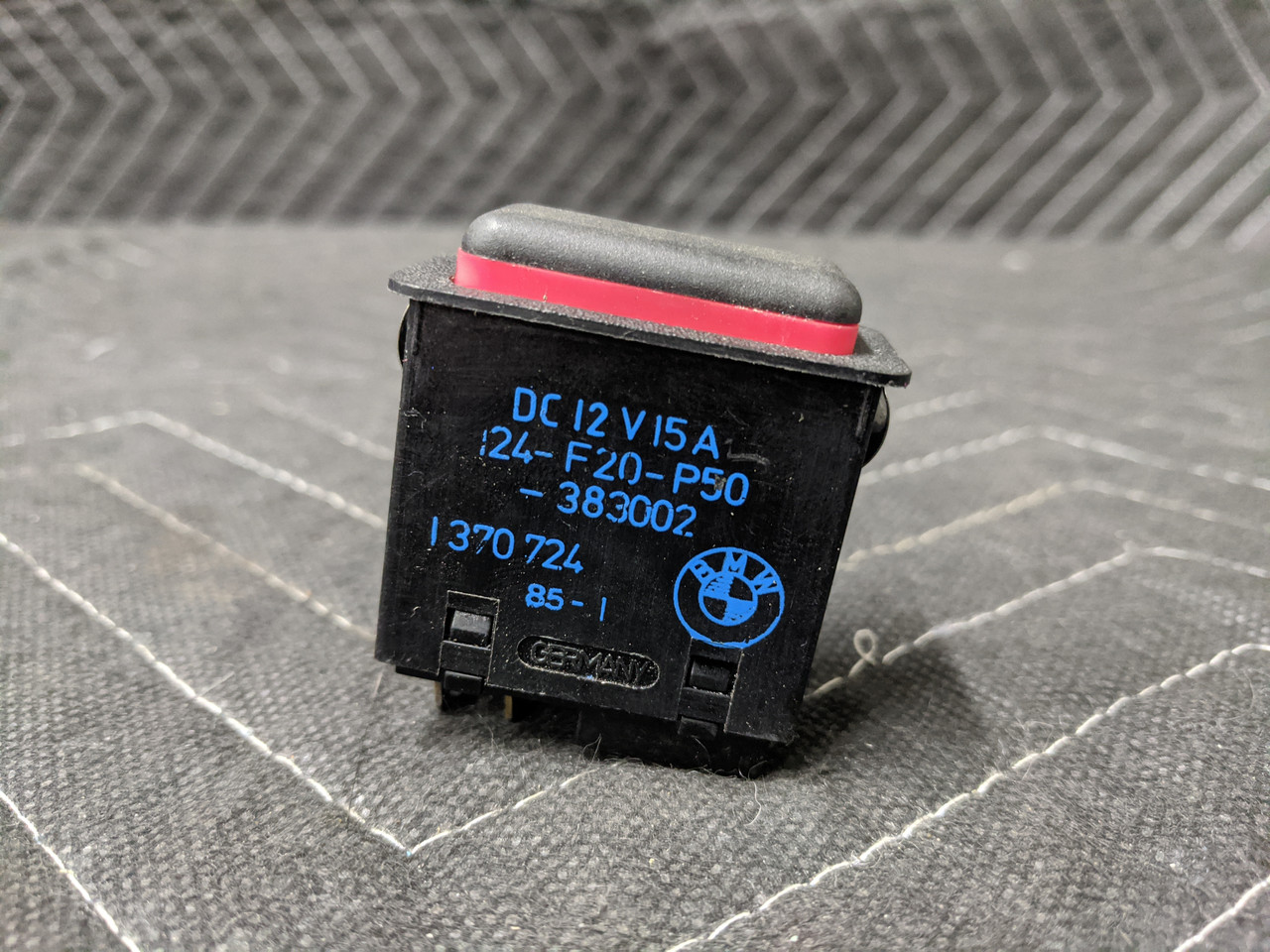 BMW E24/E30 Circuit Breaker Switch 61311370724