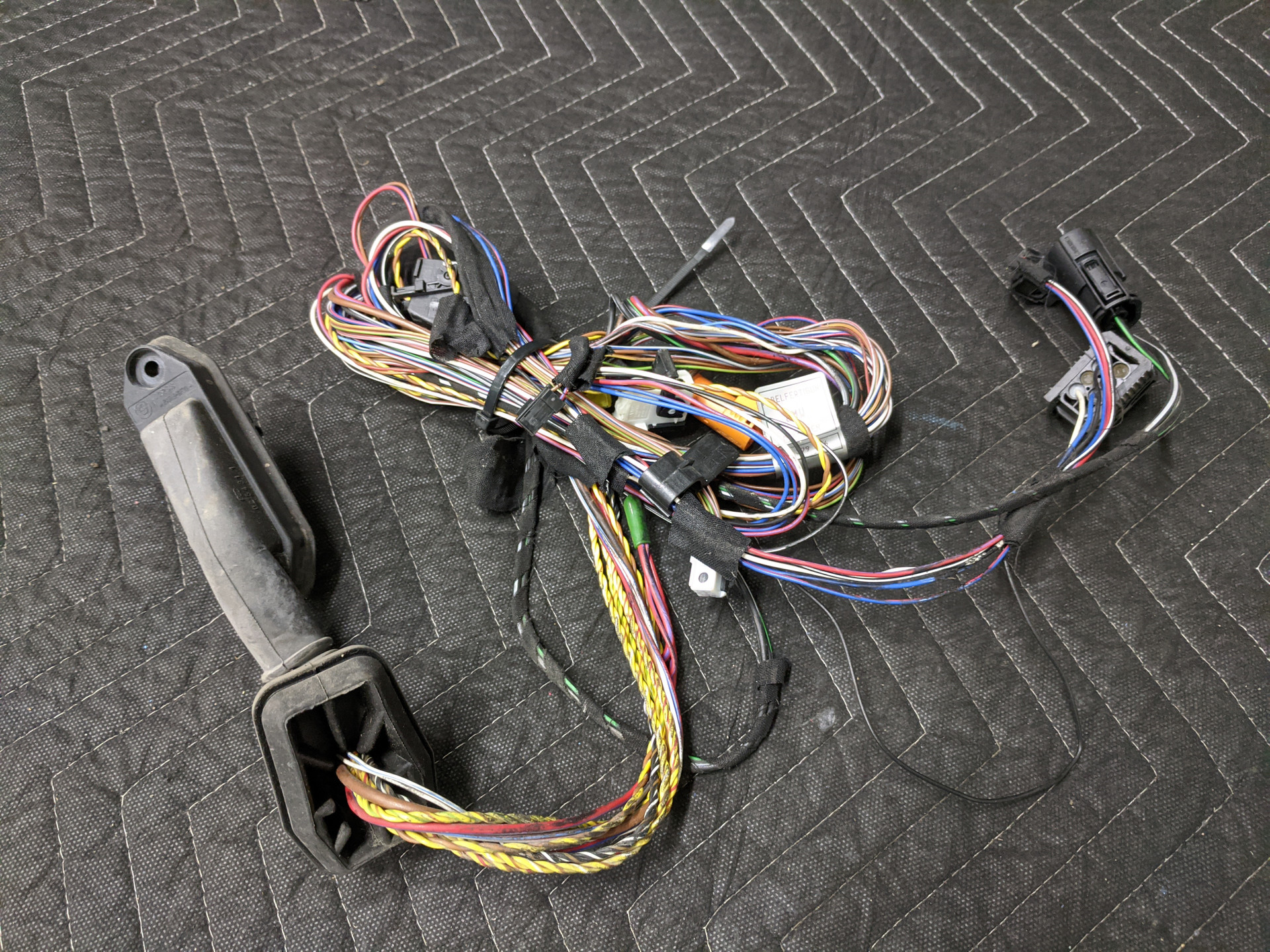 BMW E39 5-Series M5 Driver Door Wiring Harness 61128379726