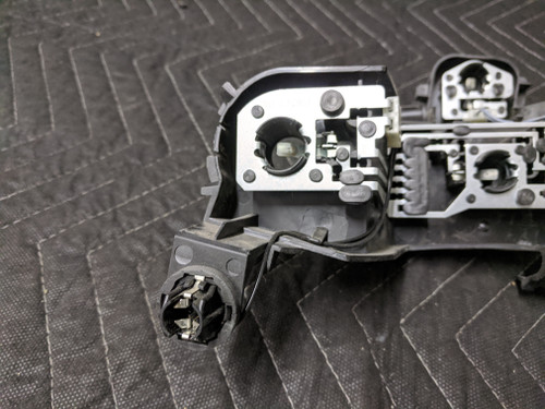 BMW E60 5-Series Tail Light Bulb Carrier Socket White Turn Indicator ...
