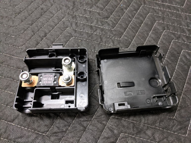 BMW E46/E85/E86 3-Series Z4 Positive Battery Terminal Junction Box ...