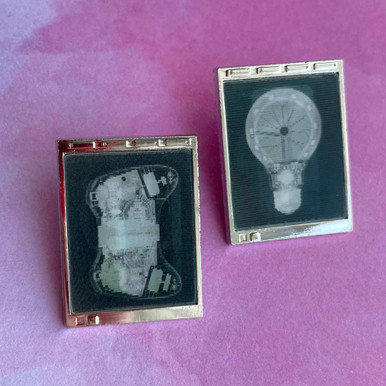 X-Rays of Things Lenticular Pin - Scrub Pocket