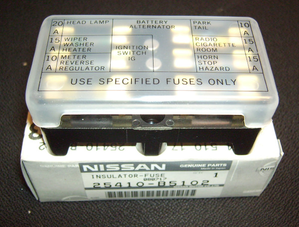 X Fuse Box For 1200 B110 & 72.5-74 620 Pickup 25410-B5102 - VINTAGE ...