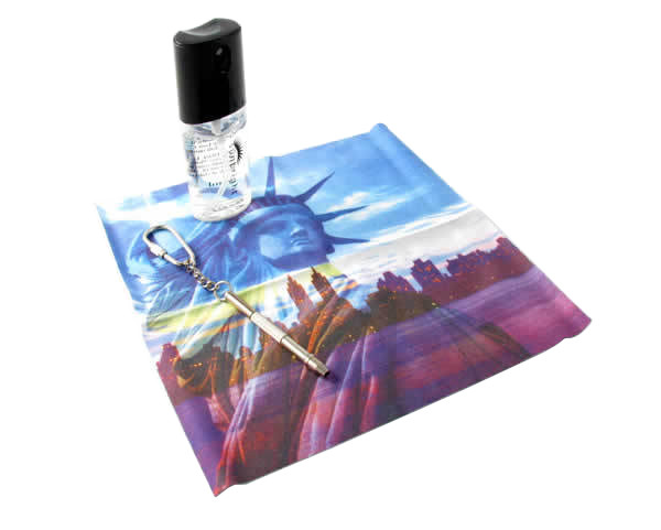 Statue of Liberty Cleaning Cloth + Spray Kit - Polarized World