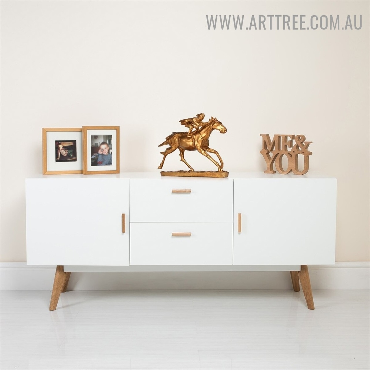 Metal Sculptures For Your Office Desk - arttree.com.au