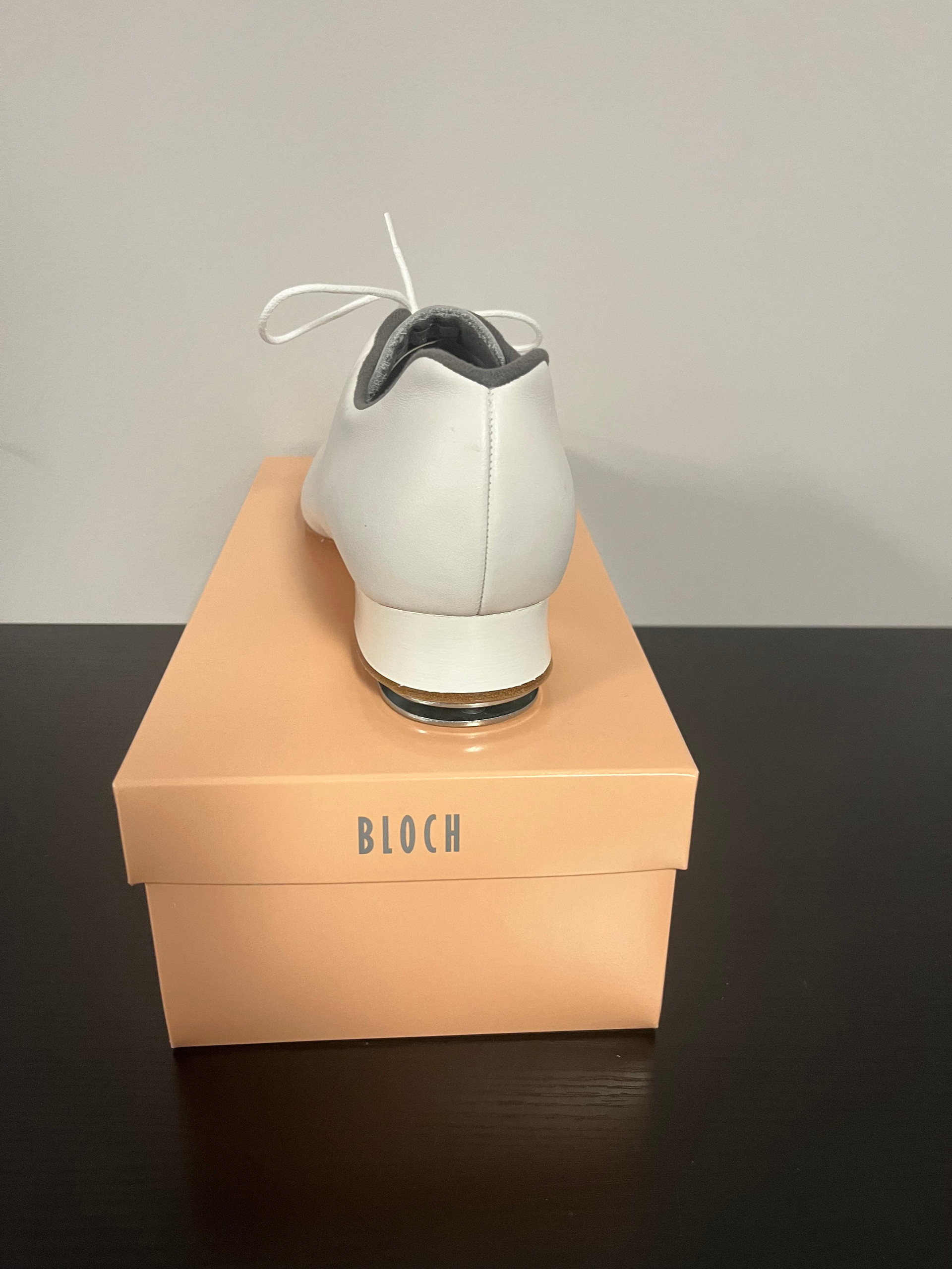 Men's White Tap Flex w/ Stevens Stompers Clogging Taps