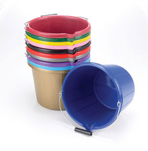 Horse Buckets & Horse Tub