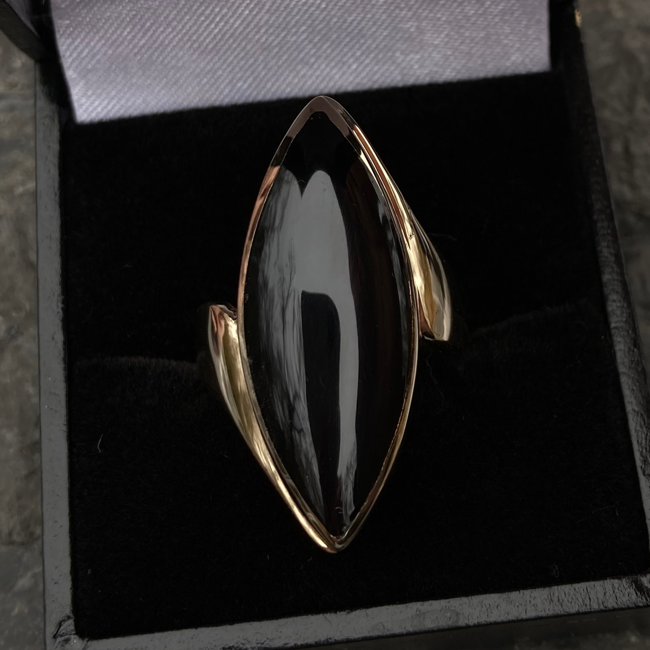 Extra Large Marquise 9ct Yellow Gold Whitby Jet Ring 606GR - Aurora Jet