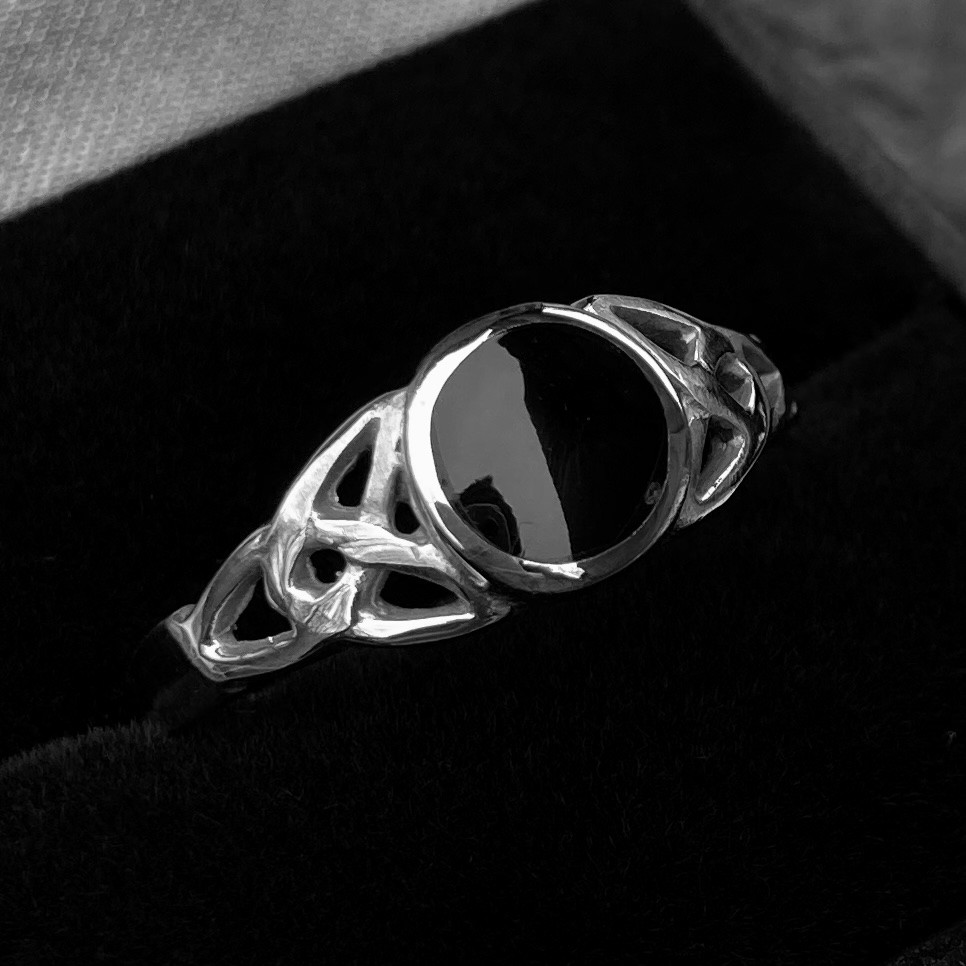 Whitby Jet Rings | Handcrafted Jewellery | Aurora Jet