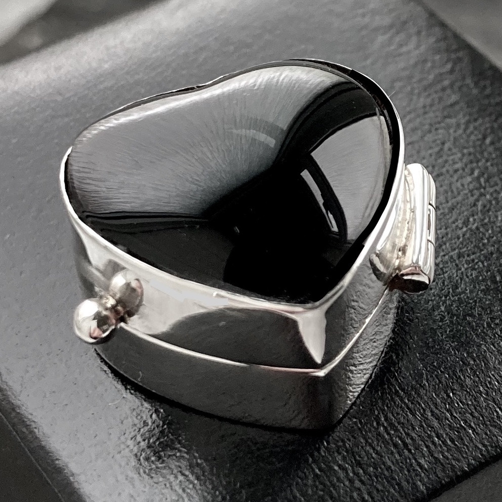 Aurora Jet Jewellery | Fine Jet Jewellery handmade in Whitby
