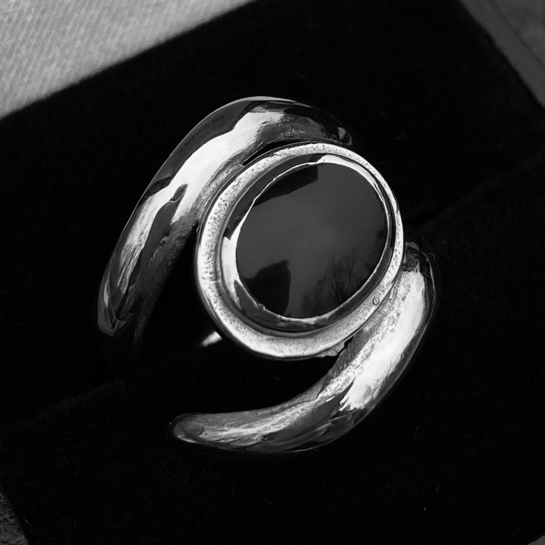 Whitby Jet Rings | Handcrafted Jewellery | Aurora Jet