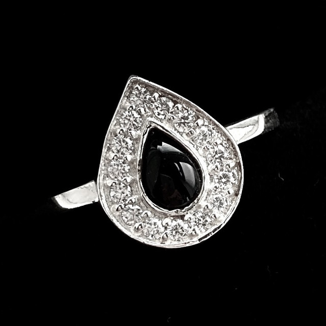 Whitby Jet Rings | Handcrafted Jewellery | Aurora Jet