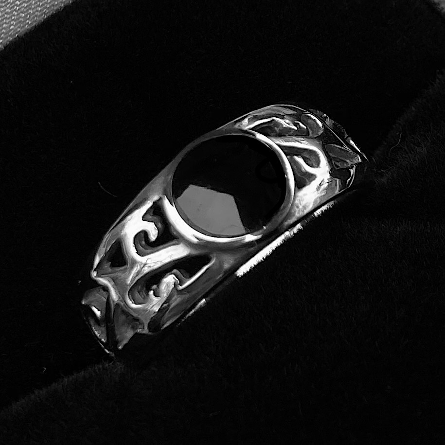 Whitby Jet Rings | Handcrafted Jewellery | Aurora Jet