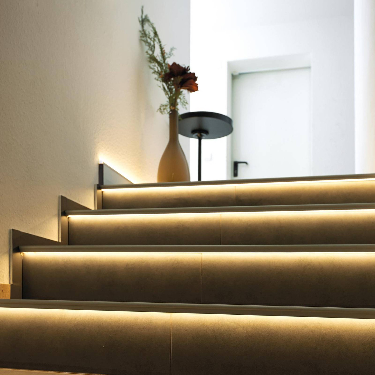 LED Round Edge Stair Nosing – 2.5m Aluminium for Tile & Stone