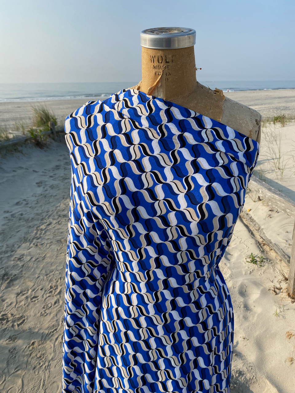 Royal Blue Swirl Design