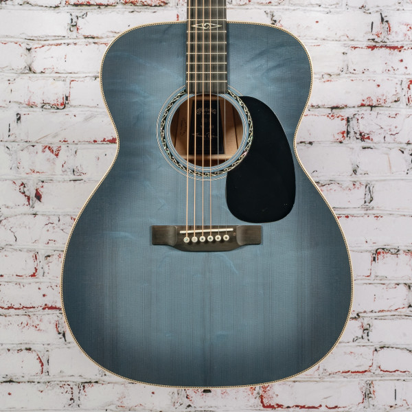 Martin CEO-11 Custom Shop Limited Edition Spruce/White Oak Blue Burst ...