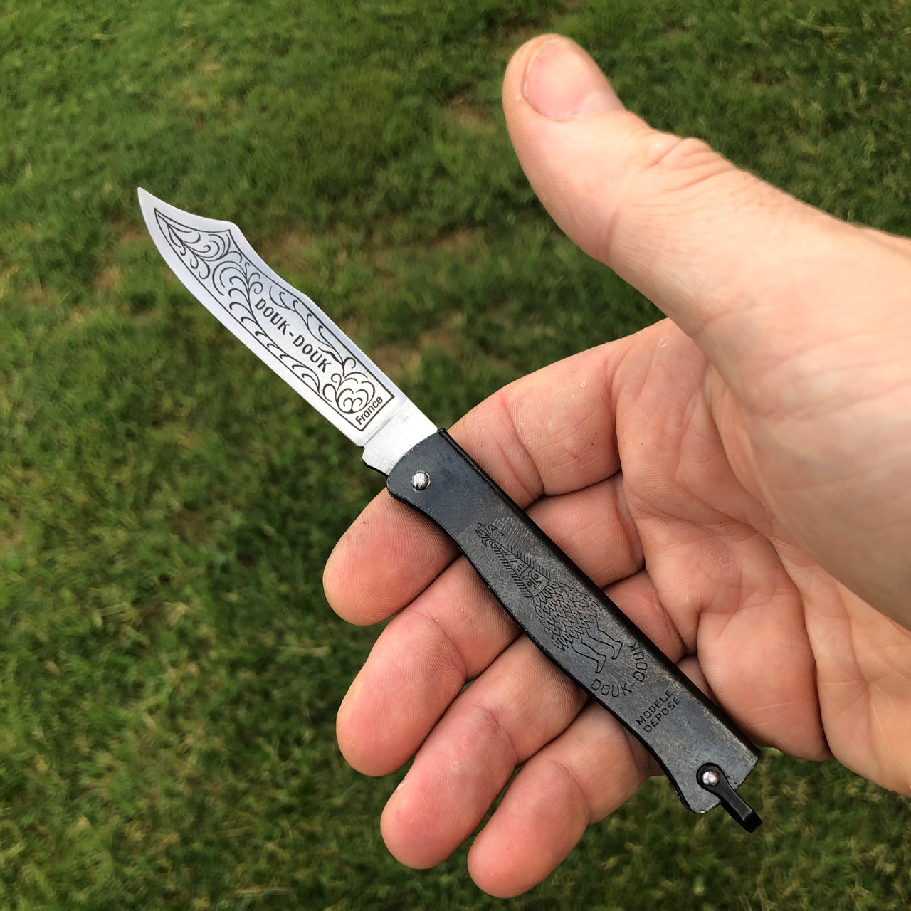 Douk Douk small black handle