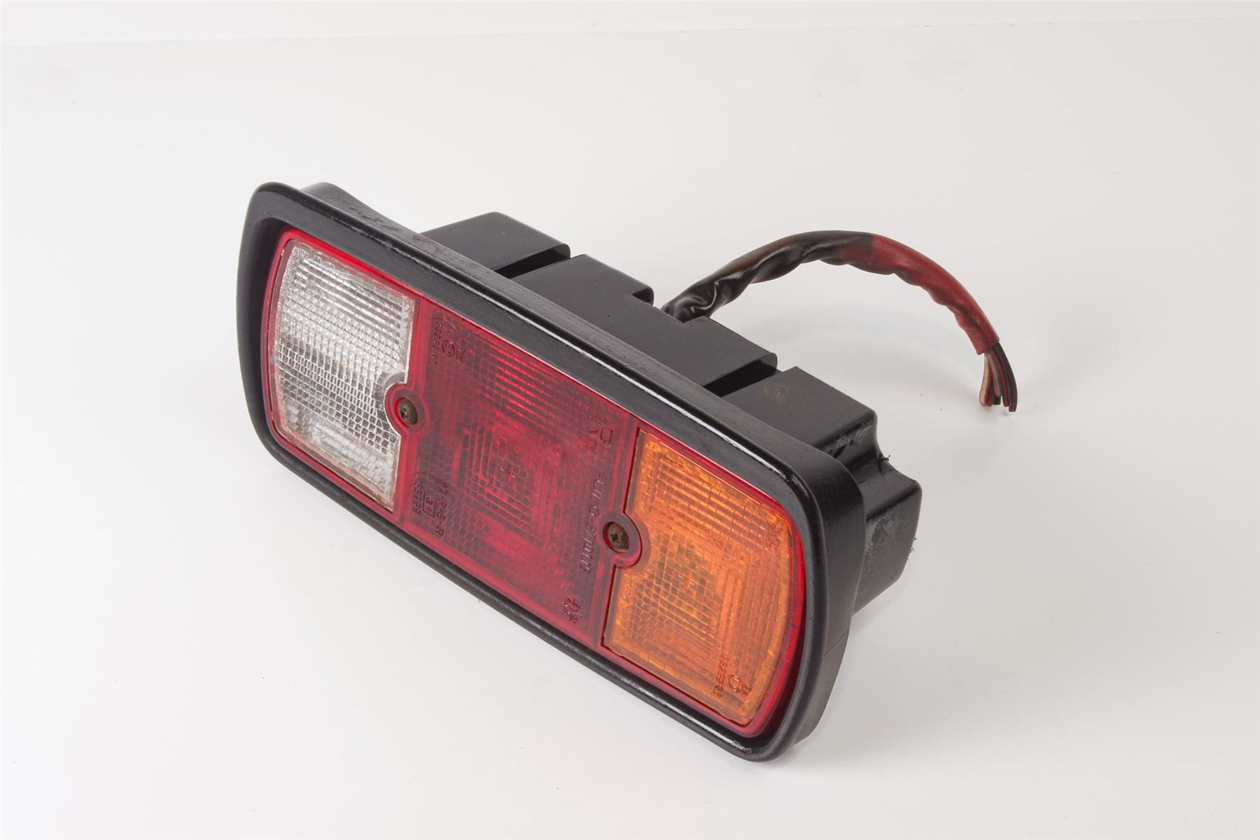 Mercedes 4608200264 Tail Light - Rear Right | W460 G - The R129 Co