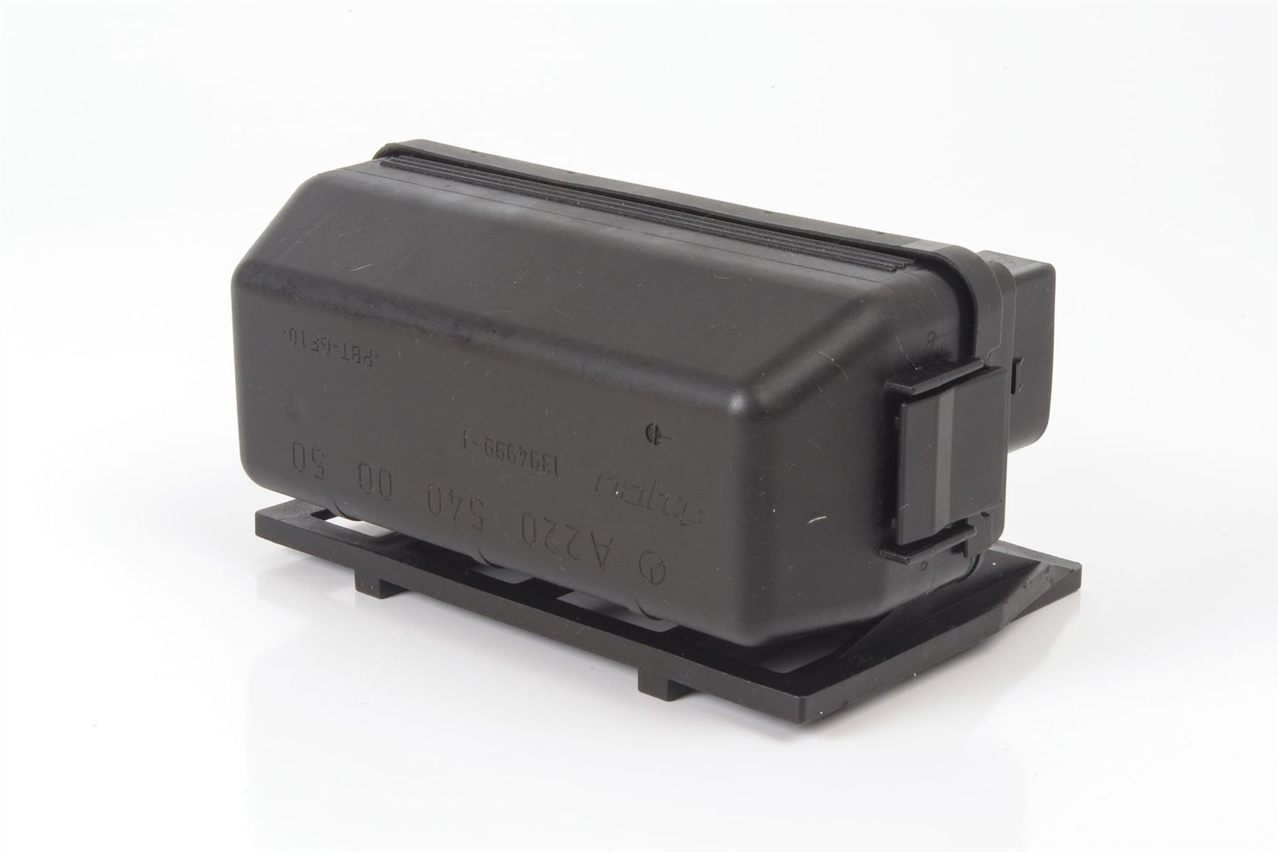 Mercedes 2205400050 Fuse Relay Box | C215 CL W220 V220 S - The R129 Co
