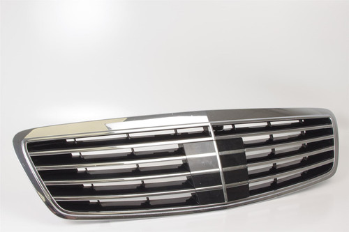 Mercedes 2208800483 Bonnet Grille | W220 V220 S - The R129 Co