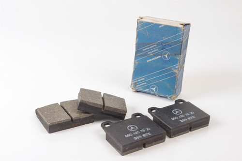 Mercedes 0004207620 Brake Pad (New Old St.) | C107 R107 SL W114 W115 ...