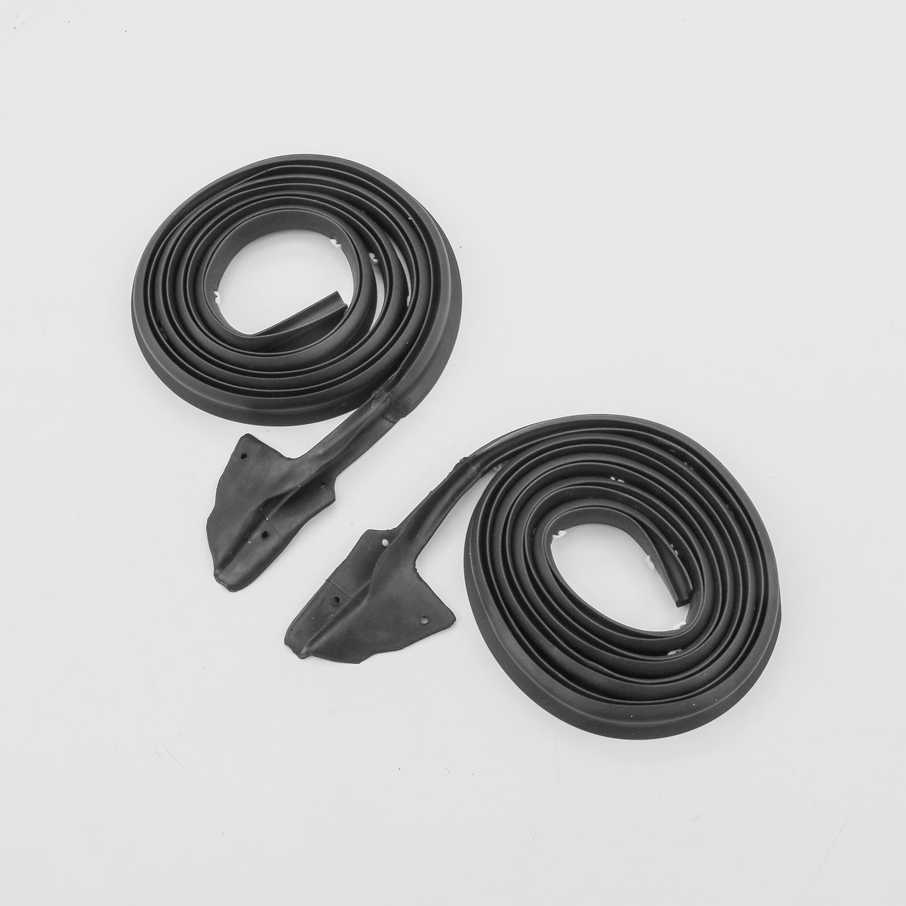 Mopar A Body 67-72 Door Weatherstrip Seals with clips CH1014