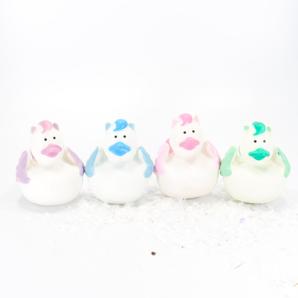 Snowmen Red Small Rubber Duck Gift Bundle | Ducks in the Window