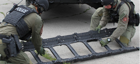 SAFARILAND PROTEC TACTICAL PORTAL LADDER