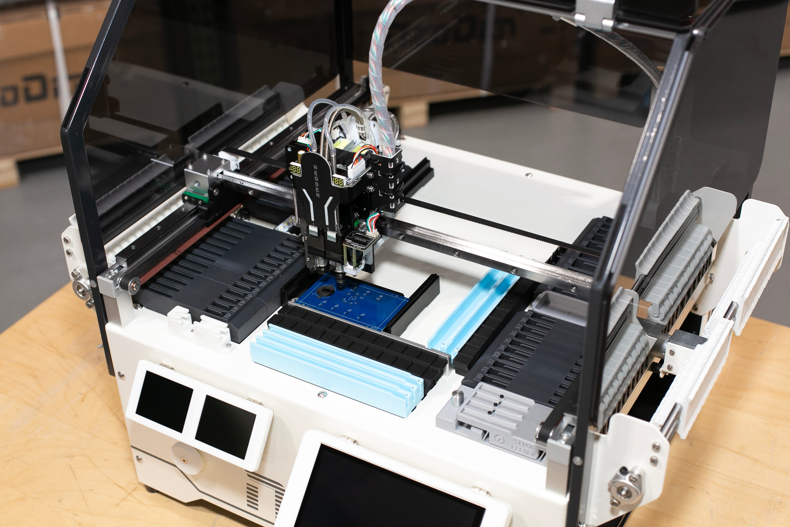 Neoden YY1 - Pick and Place Machine