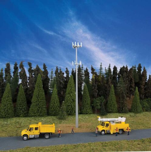 Walthers Cornerstone HO 933-3345 Modern Communication Tower - Kit