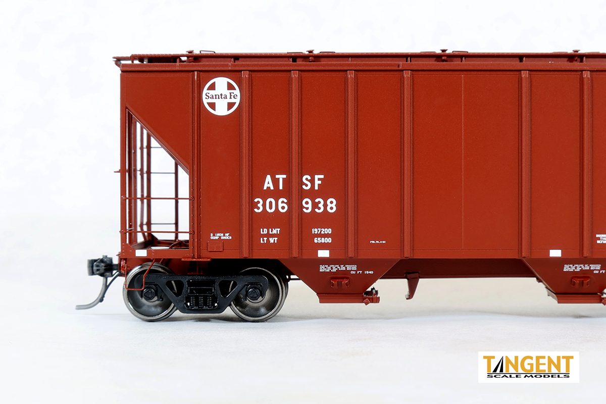 Tangent Scale Models HO 28010-04 GATC 4500 Covered Hopper ATSF ‘Quality Repaint 1991’ ATSF #306751