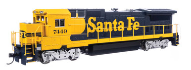 Walthers Mainline HO 910-19568 DCC/ESU LokSound V5 Equipped GE Dash 8-40B Locomotive Santa Fe ...