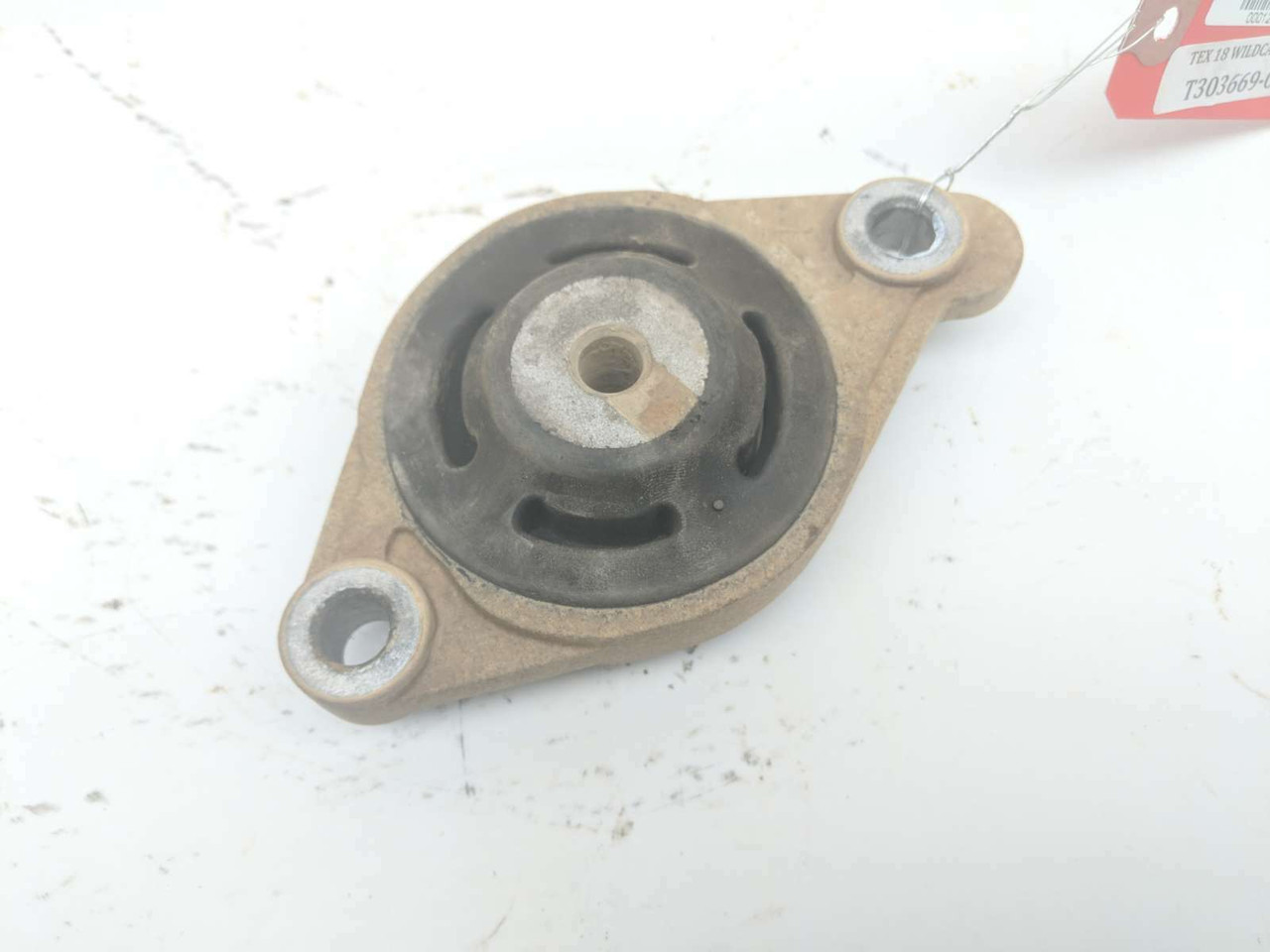 18 Textron Wildcat XX Right Rear Engine Motor Mount Damper Isolator ...
