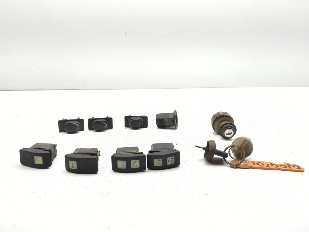 11-14 Can Am Commander 1000 X Ignition Dash Switches & Power Outlet ...