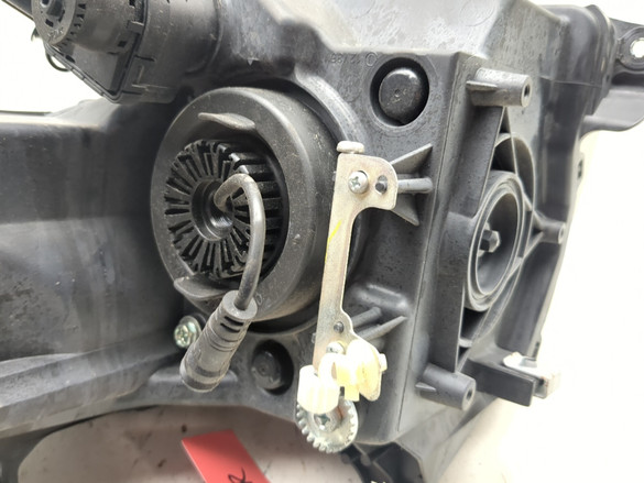 12-17 Honda GL1800 Goldwing 1800 Front Right Headlight Assembly 33102 ...