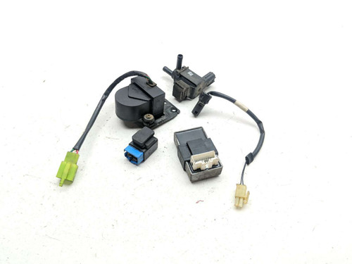 01-05 Honda Goldwing 1800 GL1800 Relay Sensor Set Sensor Tip Over MAP ...