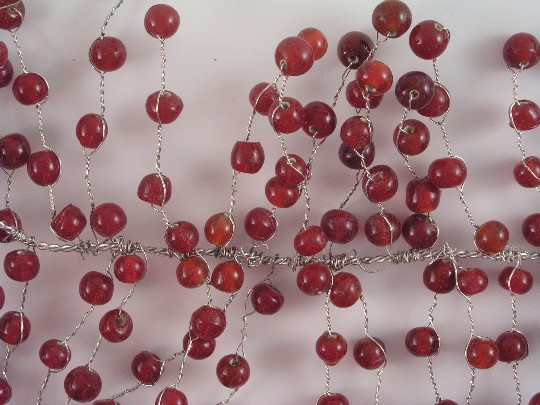 Red Berry Garland, Red Beaded Garland, Glass Bead Garland, Beaded ...