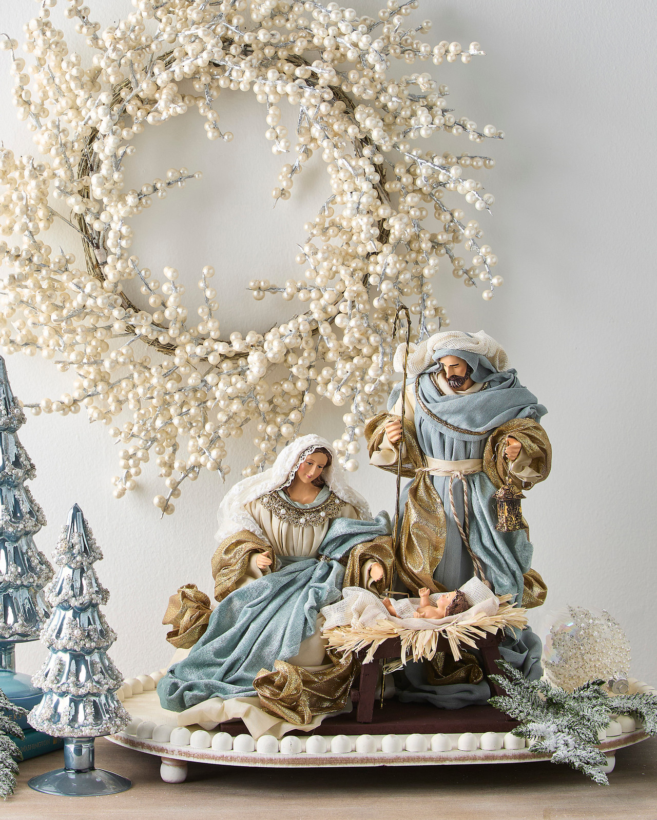 Raz 6.25" North Star Holy Family Christmas Night Light | Raz Imports ...