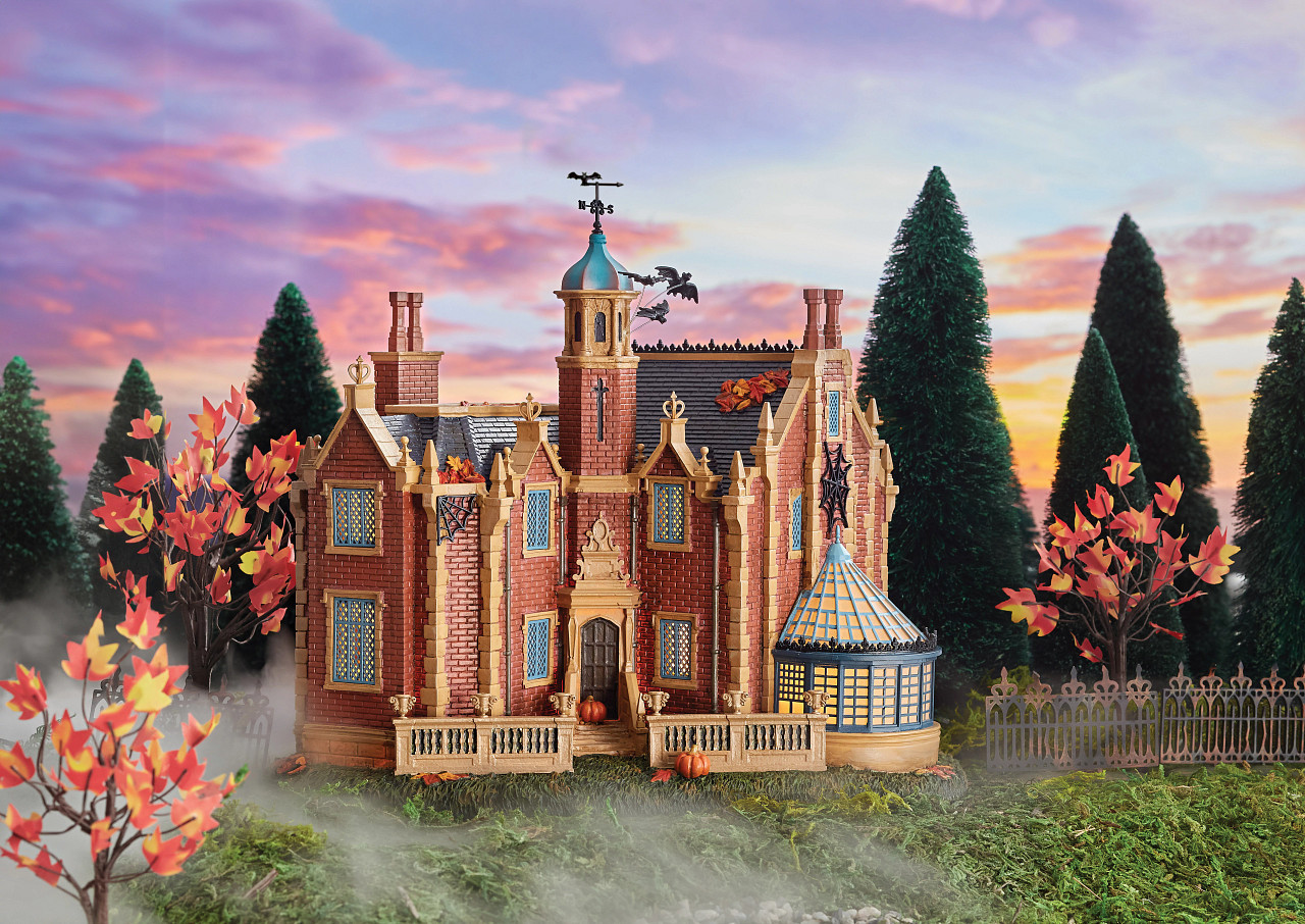 Department 56 Disney World Haunted Mansion Village Set 2024 ...