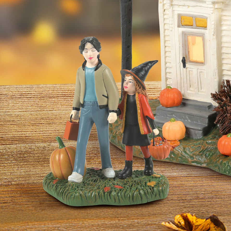 Department 56 Hocus Pocus Village Max's House In Salem | Department 56 ...