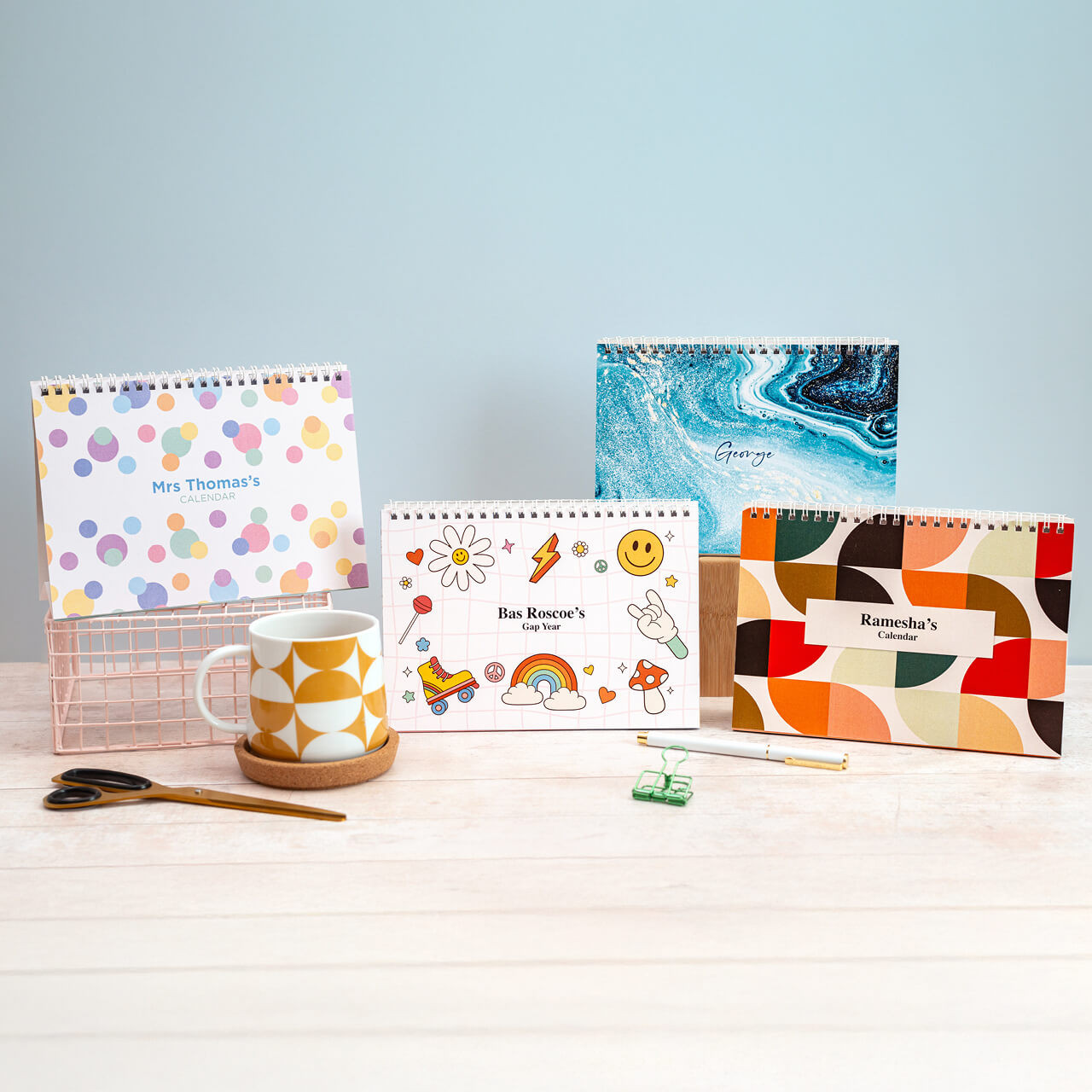 2025 Desk Calendar – Stylish & Practical Organisation