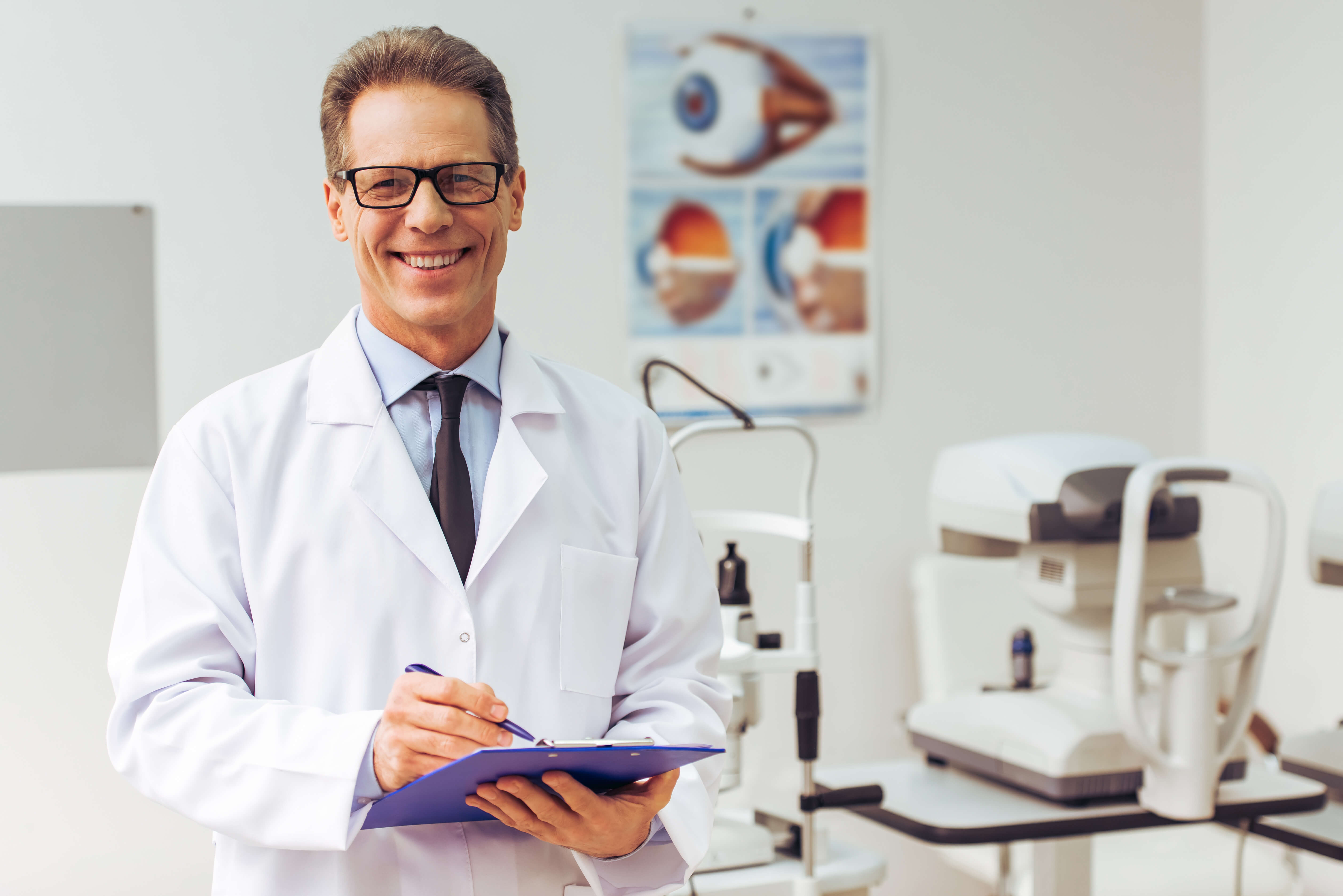 how-do-you-measure-intraocular-pressure-applanation-tonometry-accuspire