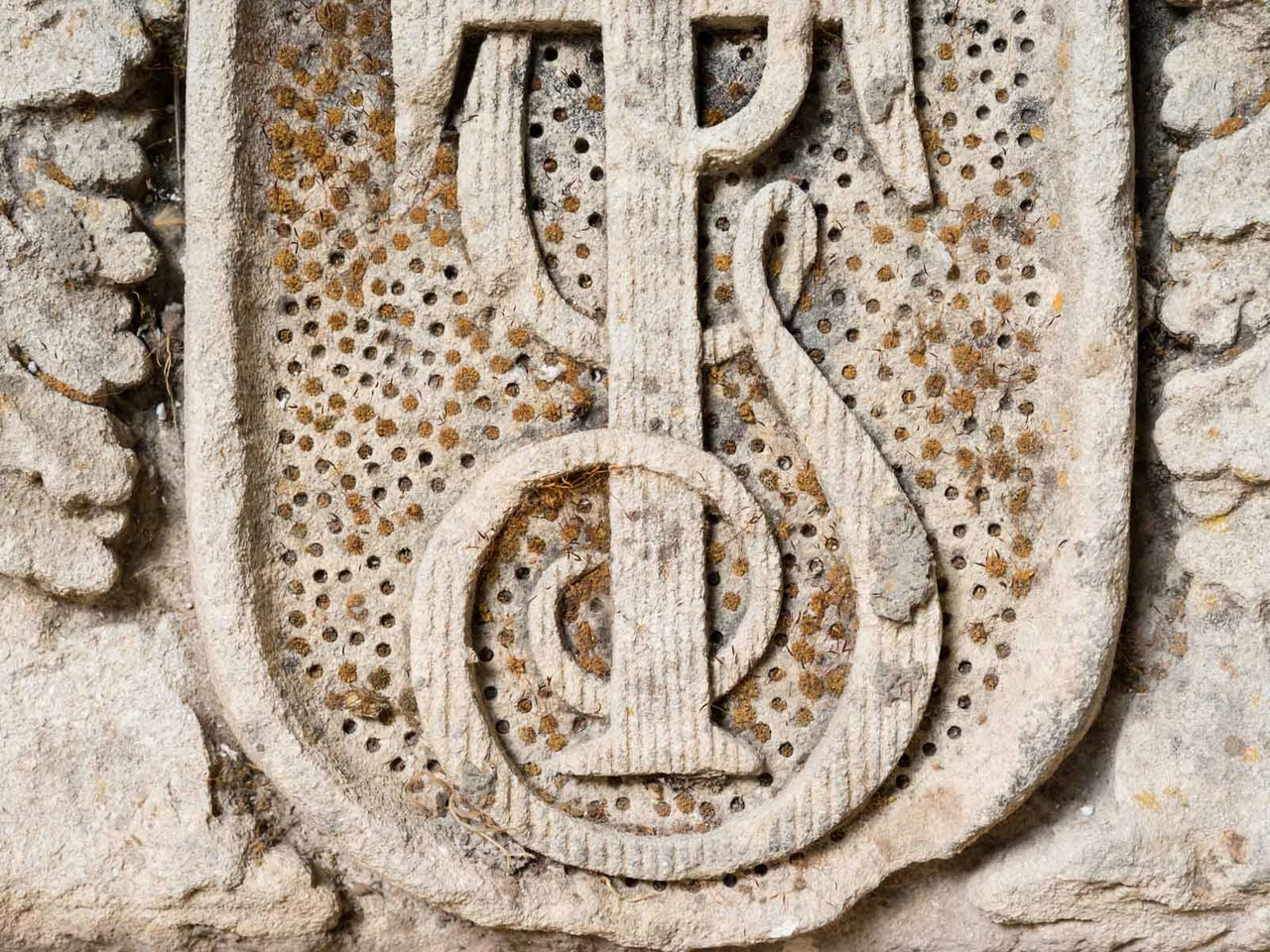 VINTAGE STONE MONOGRAM - REVIVAL HOME