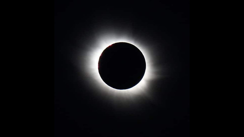 Blue Light & the Solar Eclipse - EyePromise