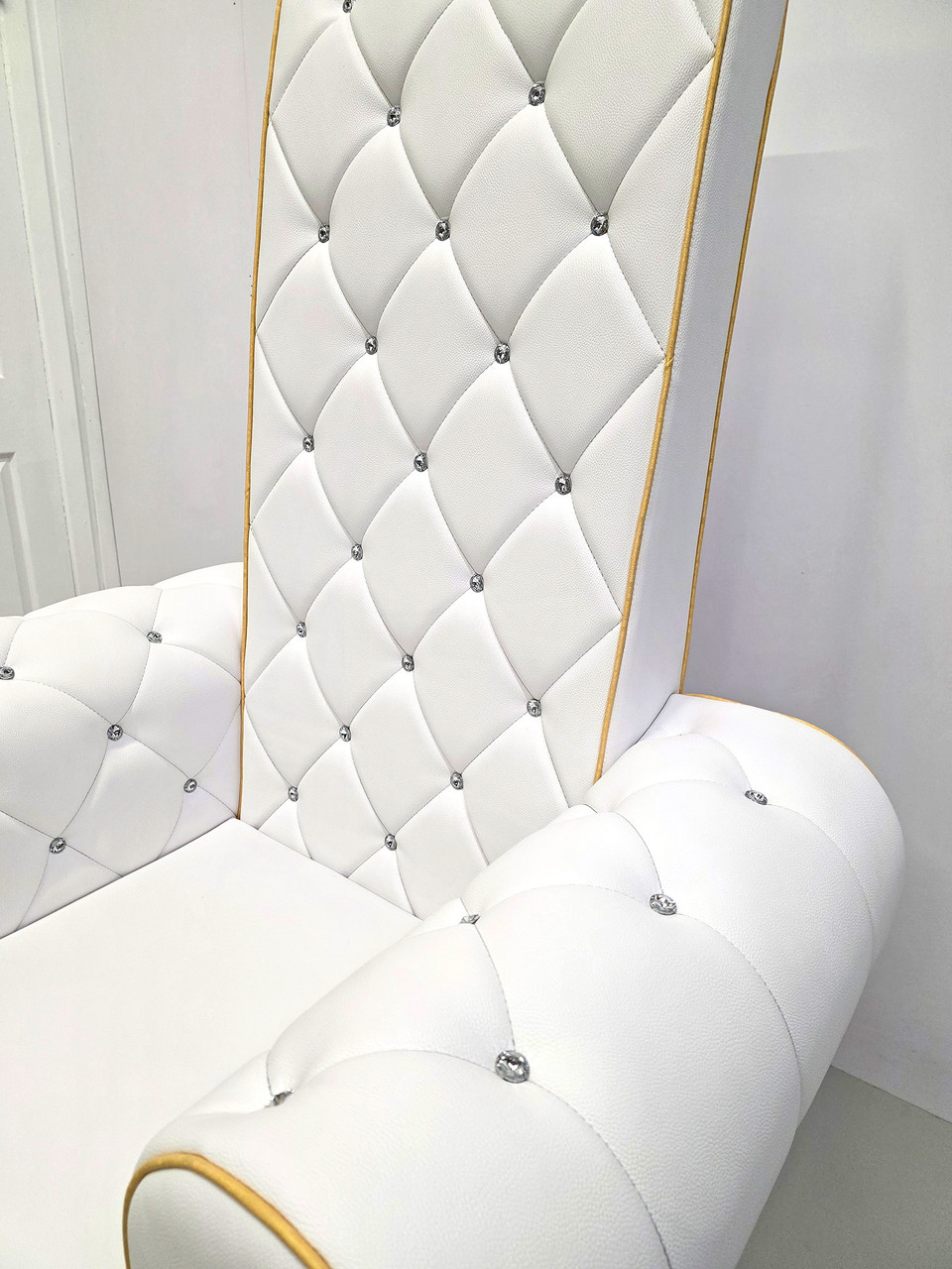Princess Luxurious Tall Chair - Diamond Tufted Design with Crystals ...