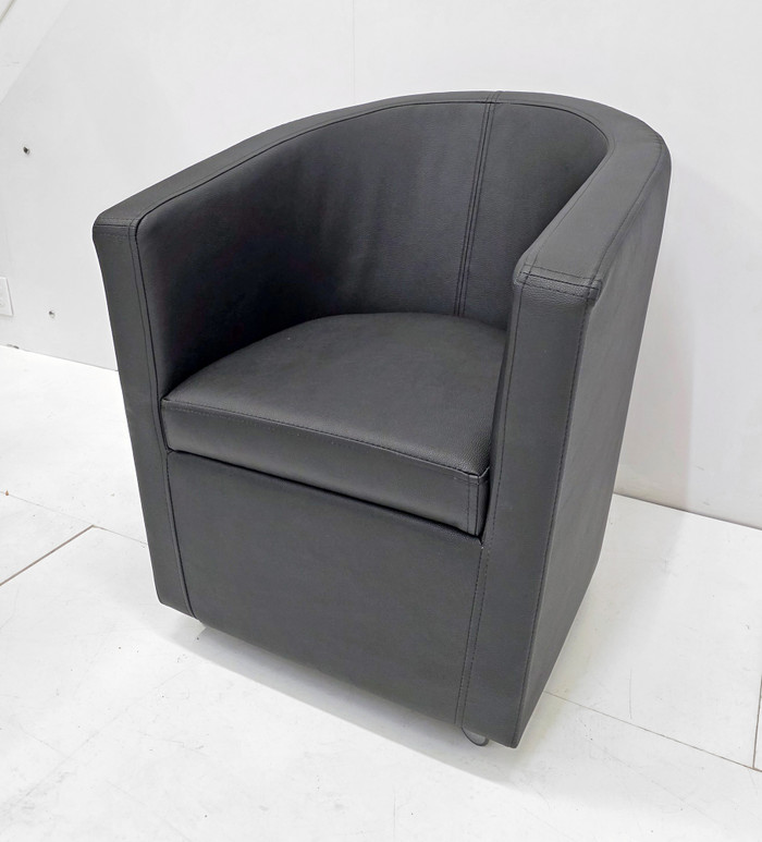 Commercial-Grade Club Chair - Fully Upholstered - Made in USA ...